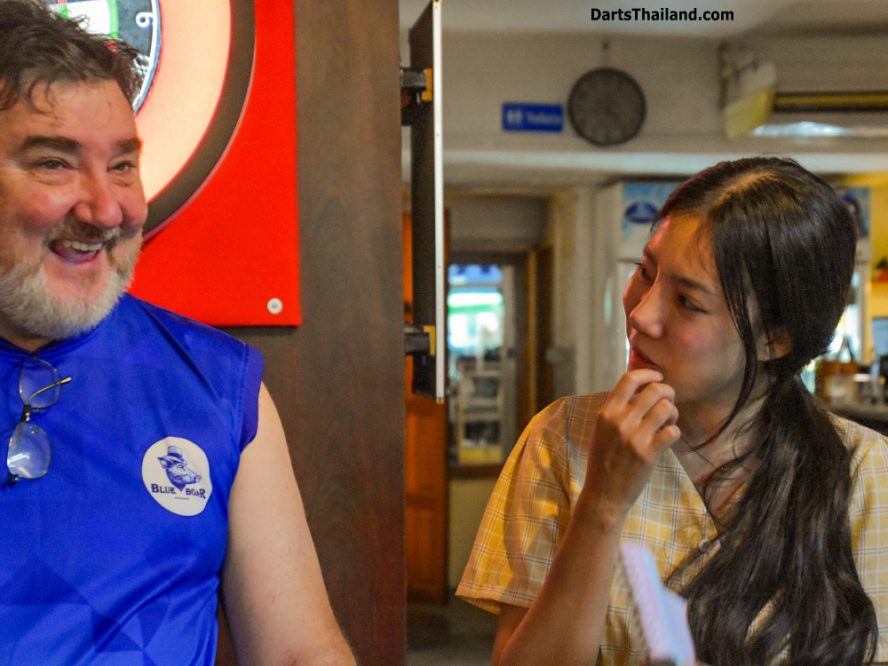 Blue Boar Gavin Interview by Pi Mai – DartsThailand